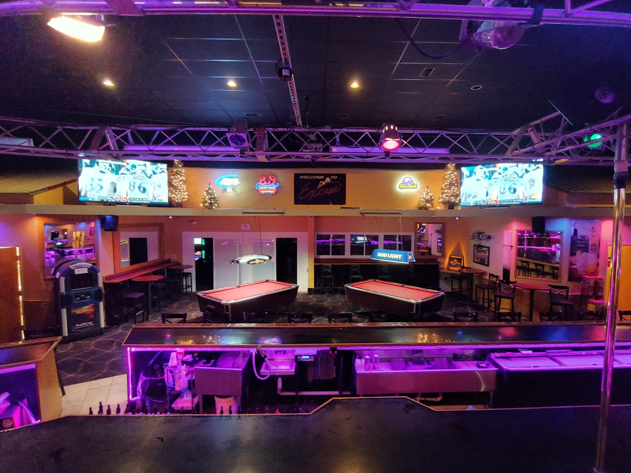Excape Nightclub – 10025 Pulaski Hwy. Baltimore, Maryland 410-574-7941